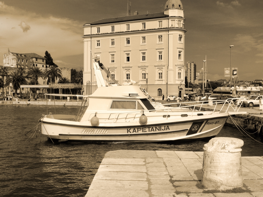 Split Vintage